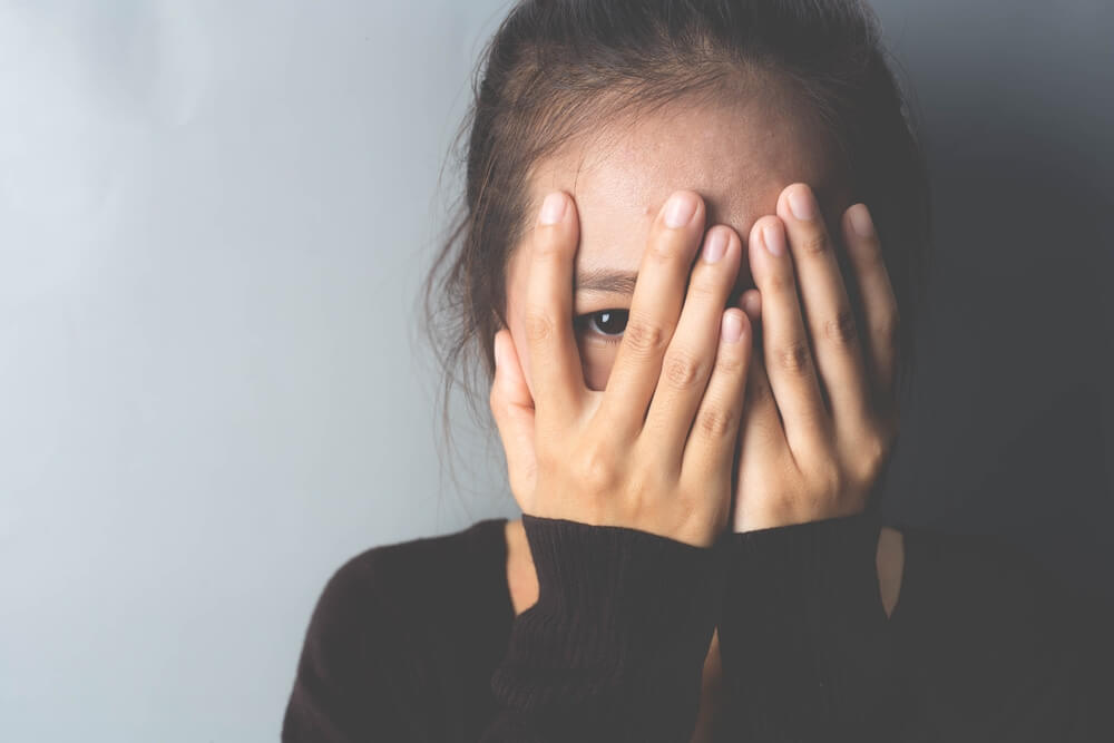 Peur des trous : comprendre et surmonter la trypophobie